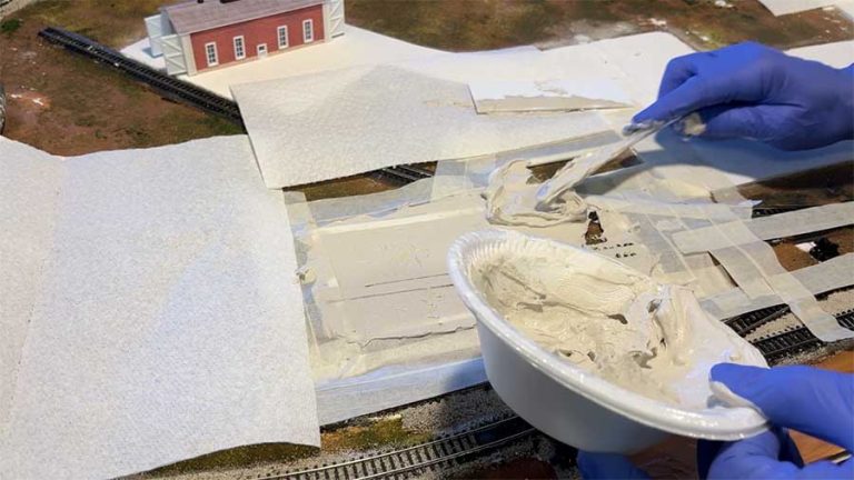 N scale roads and streets - Model railroad layouts plansModel railroad ...