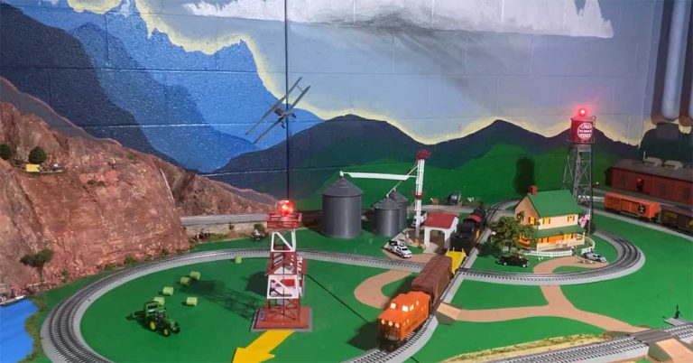 Kids model train - Model railroad layouts plansModel railroad layouts plans