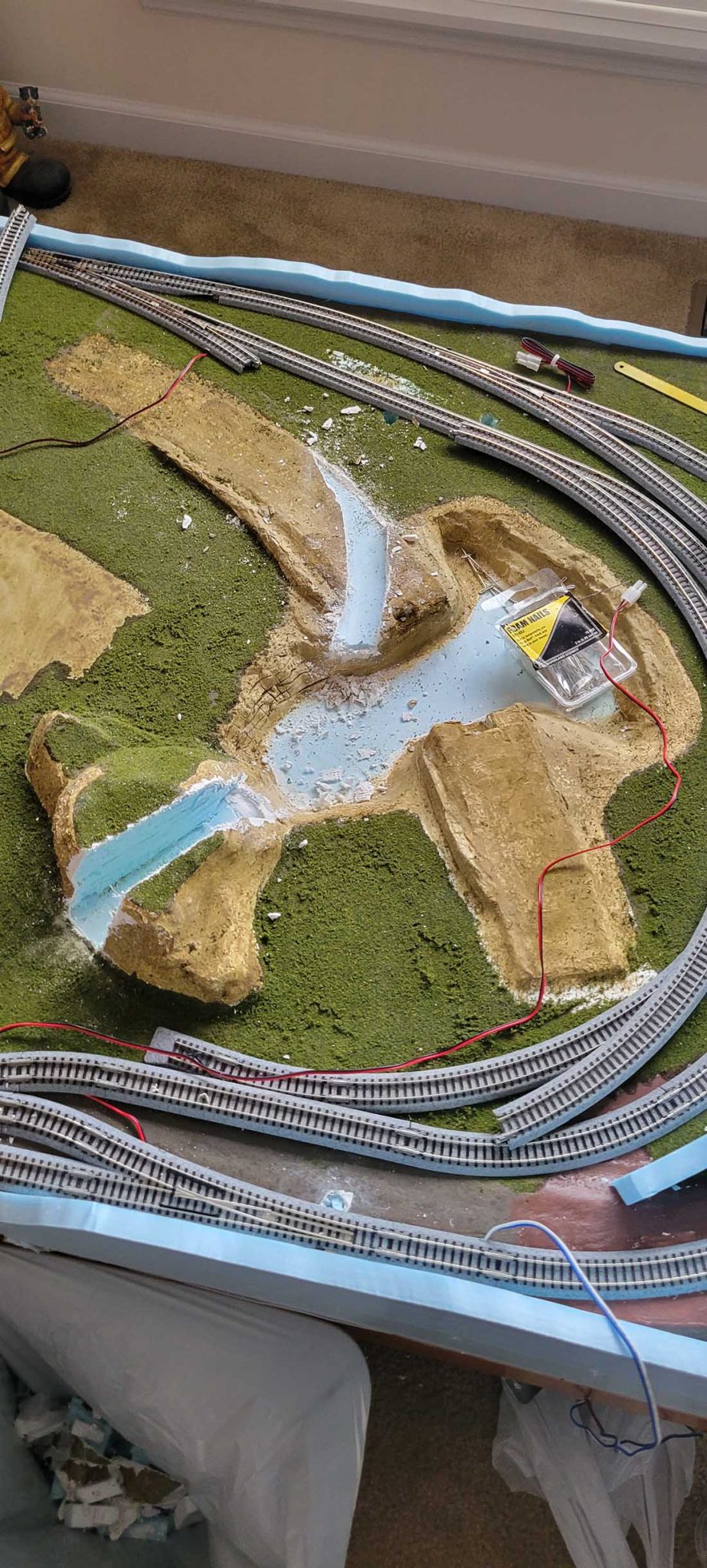 Simple N scale layout - Model railroad layouts plansModel railroad ...