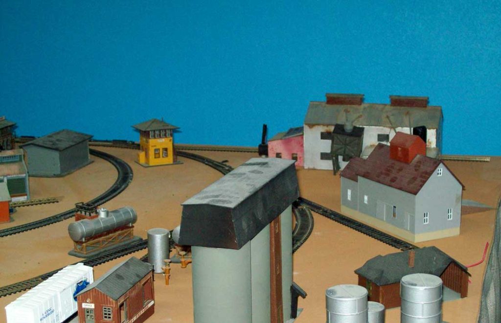 Model railroad loop - Model railroad layouts plansModel railroad ...
