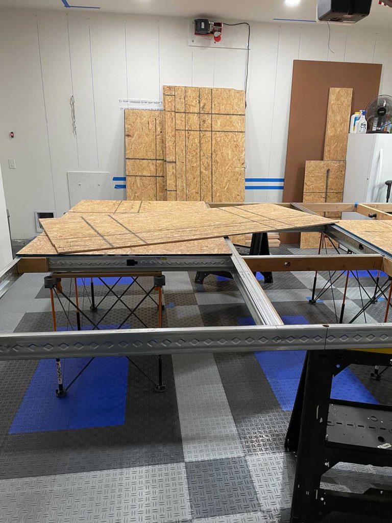 Folding model railroad table - Gary's - Model railroad layouts ...