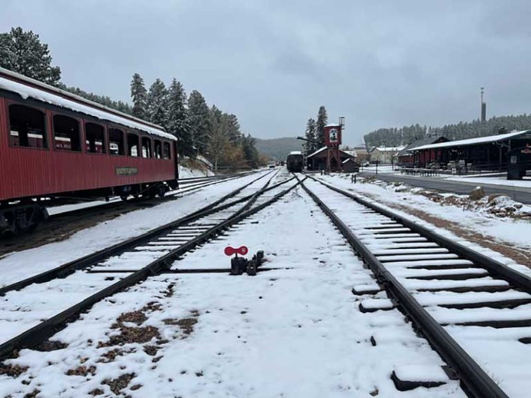 Folding model railroad table - Gary's - Model railroad layouts ...