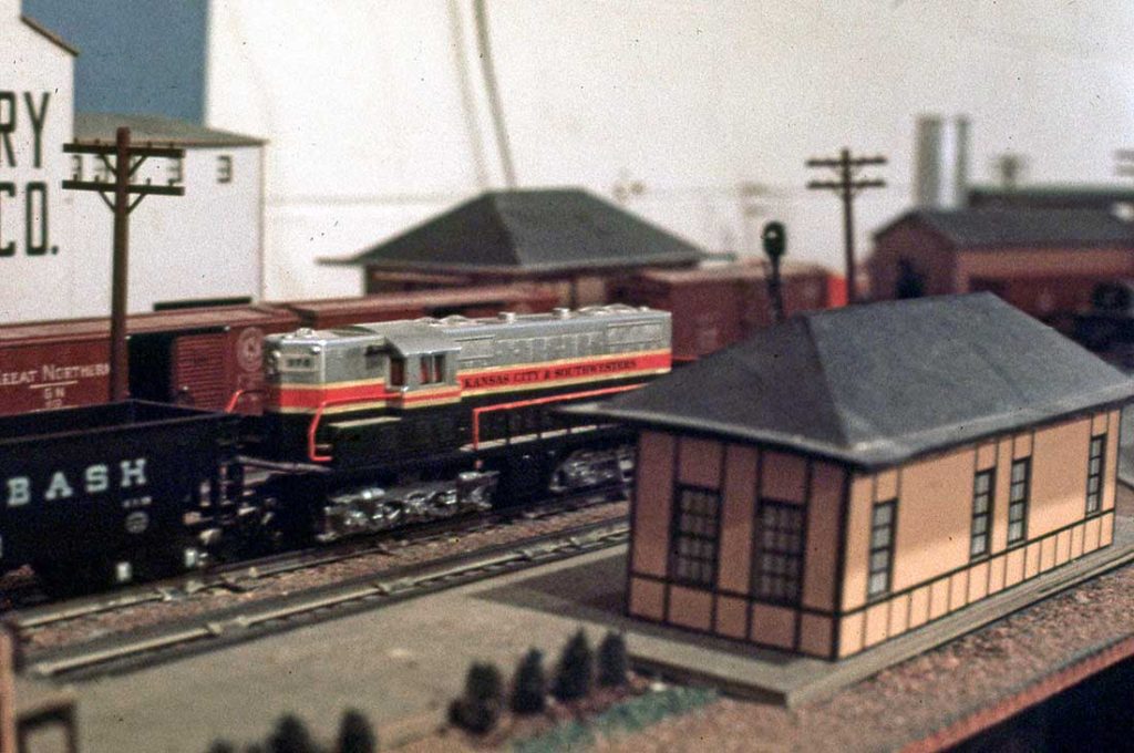 American Flyer trains 1950 - Model railroad layouts plansModel railroad ...