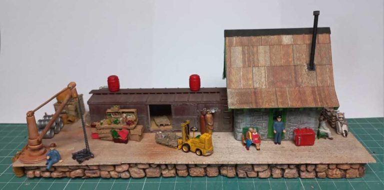 HO scale train buildings - Model railroad layouts plansModel railroad ...