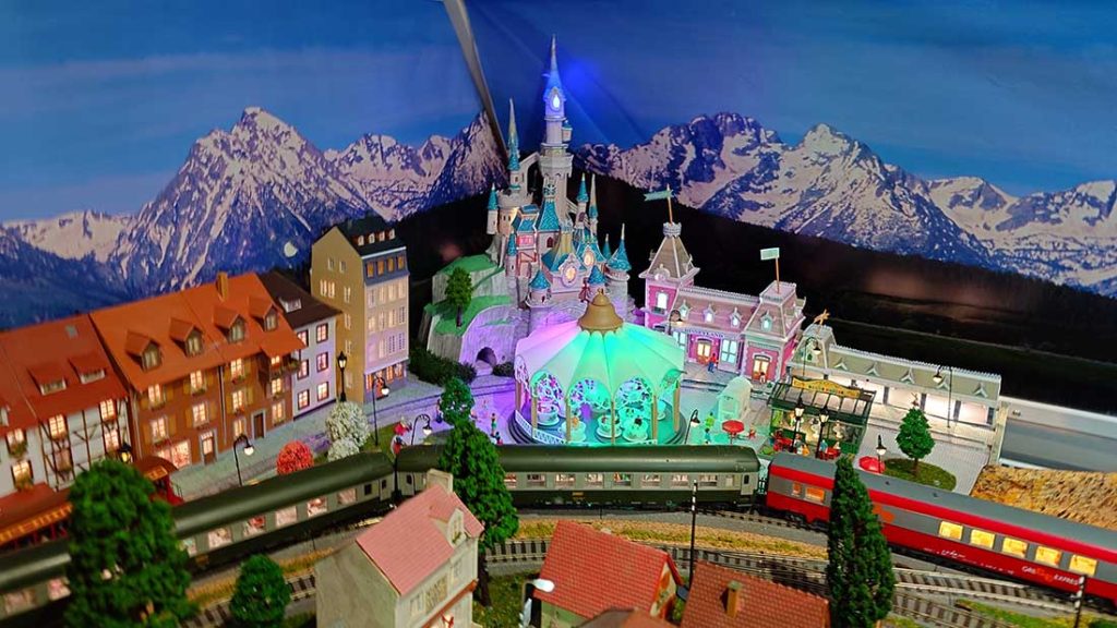 European model train layouts - Michel's - Model railroad layouts ...