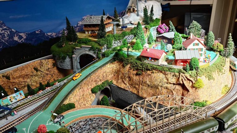 European model train layouts - Michel's - Model railroad layouts ...