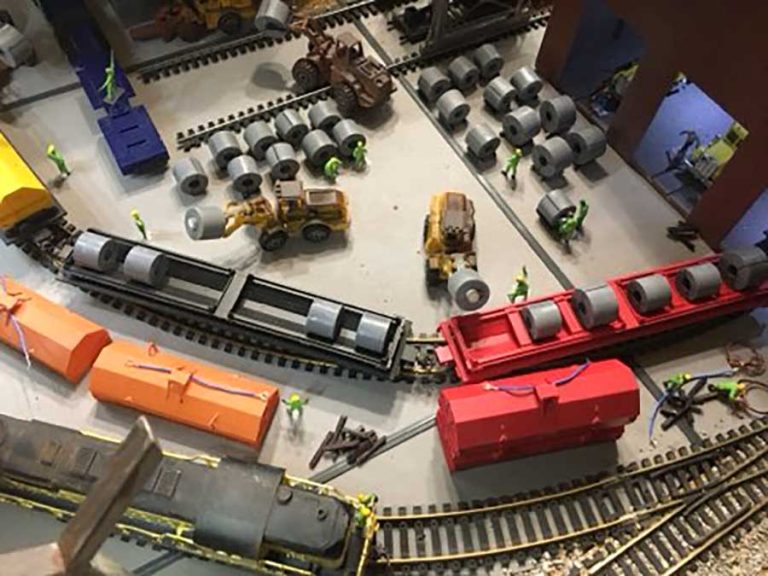 HO train industries - Model railroad layouts plansModel railroad ...