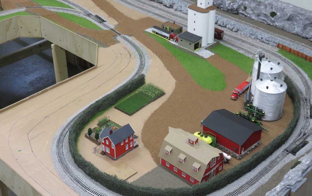 HO scale small town shops - Model railroad layouts plansModel railroad ...