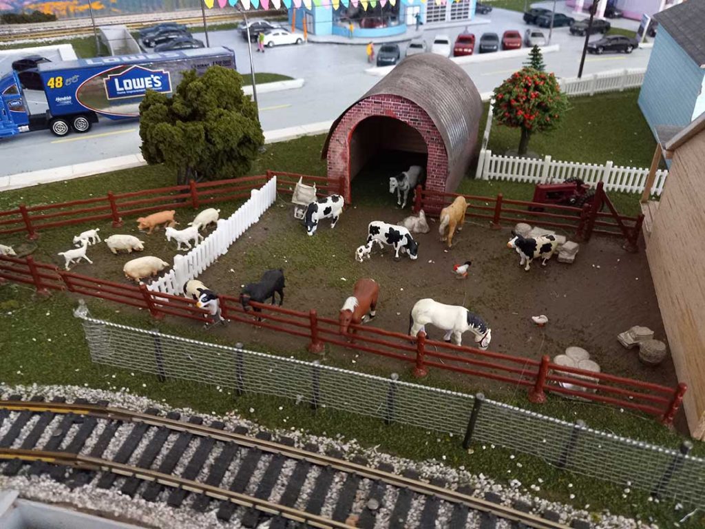 HO scale layout DCC - Model railroad layouts plansModel railroad ...
