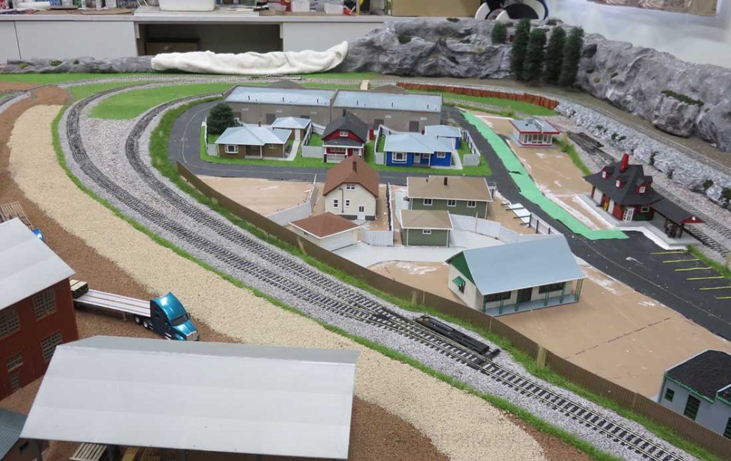 HO scale small town shops - Model railroad layouts plansModel railroad ...