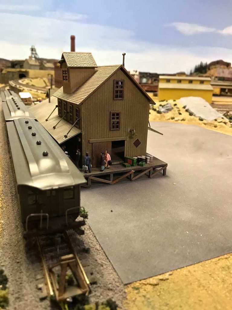 Model HO scale coal processing plant - Model railroad layouts ...