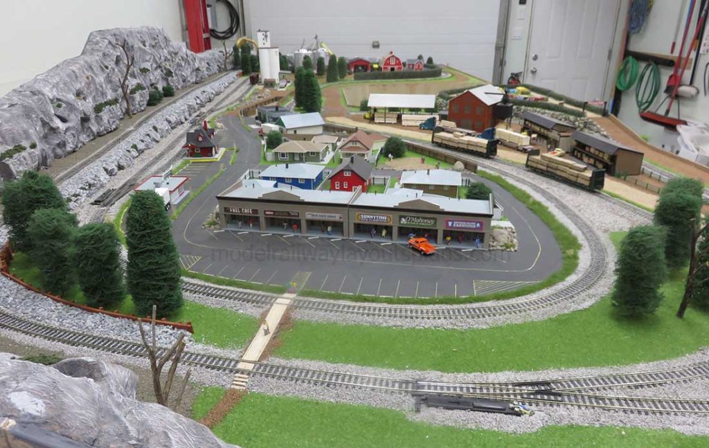 HO scale small town shops - Model railroad layouts plansModel railroad ...