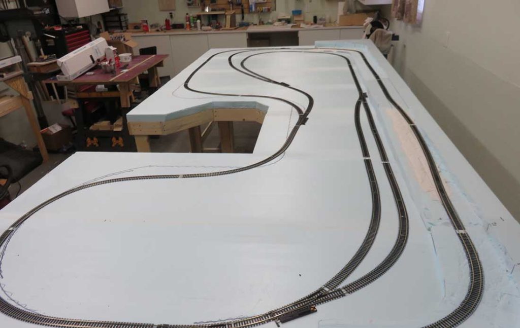 HO scale small town shops - Model railroad layouts plansModel railroad ...