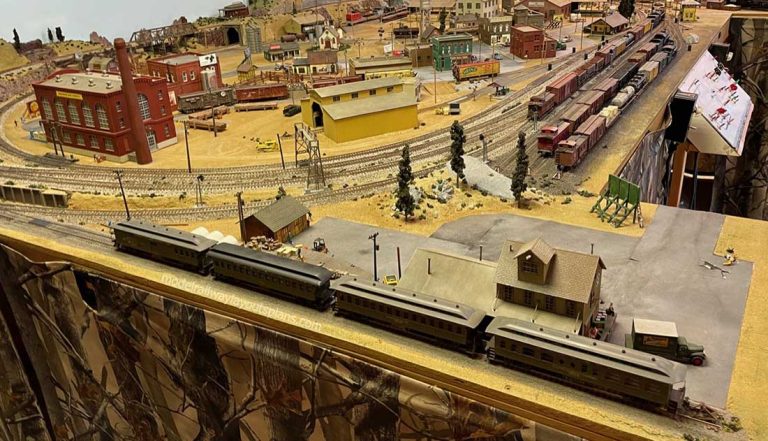 Model HO scale coal processing plant - Model railroad layouts ...