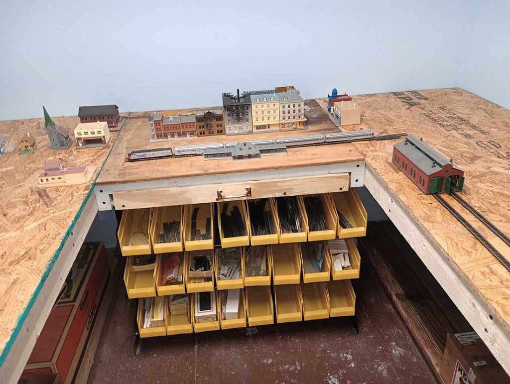 N scale Bachmann track plan - Model railroad layouts plansModel ...