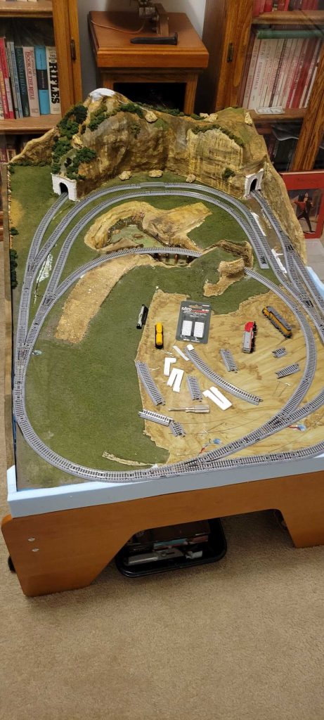 4x2 N scale layout - Eric's - Model railroad layouts plansModel ...