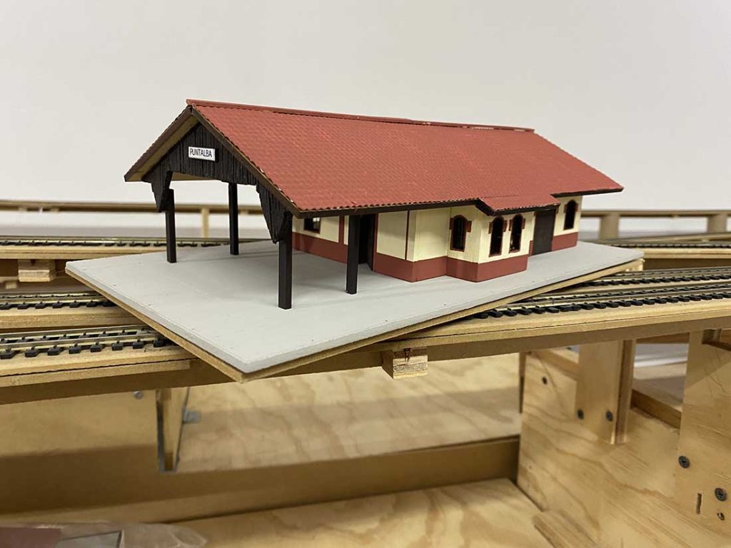 2 level model train layout - Model railroad layouts plansModel railroad ...