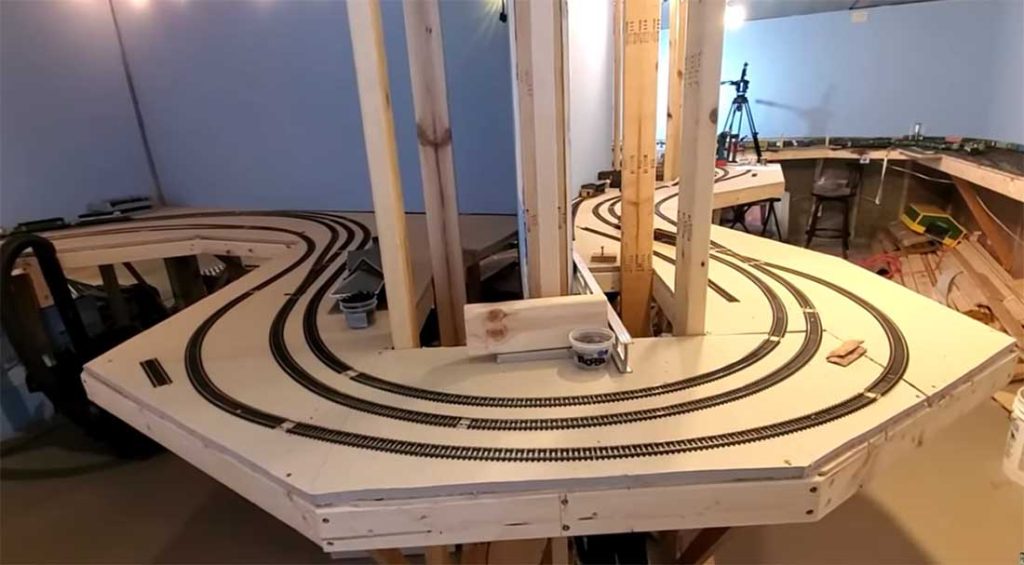 Model railroad track planning - Model railroad layouts plansModel ...