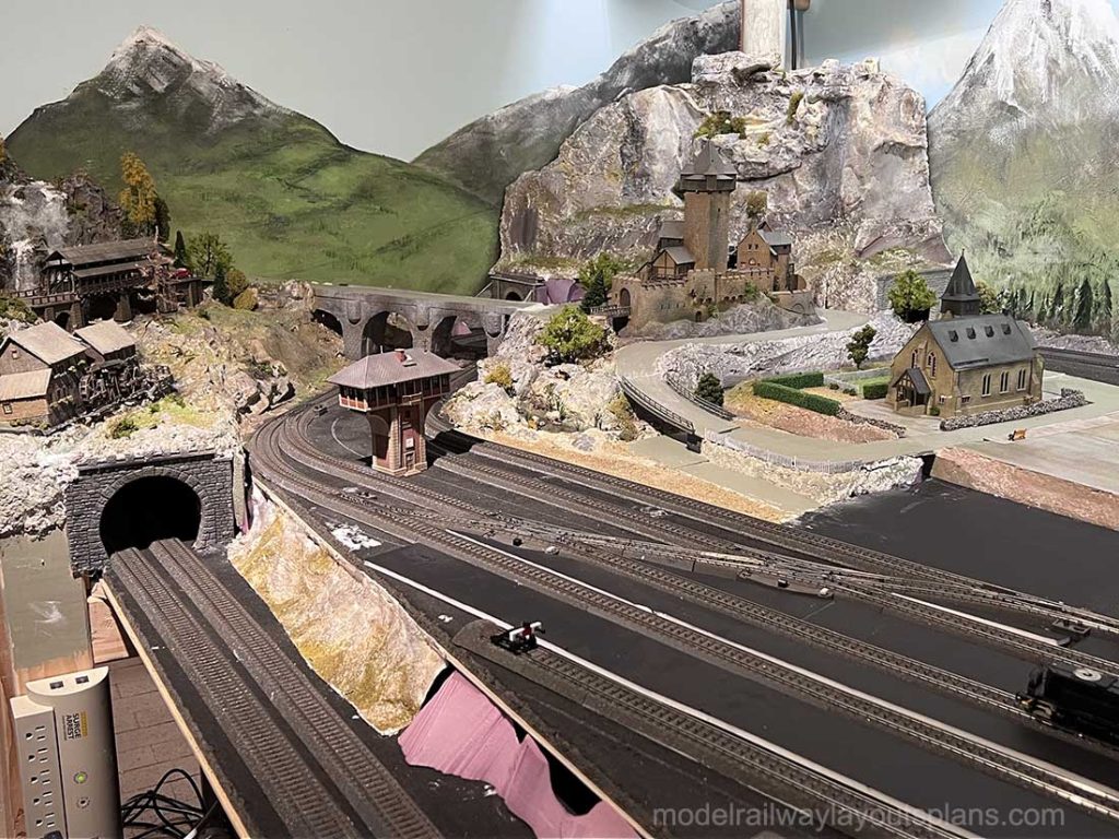 Marklin HO 3 rail - Model railroad layouts plansModel railroad layouts ...