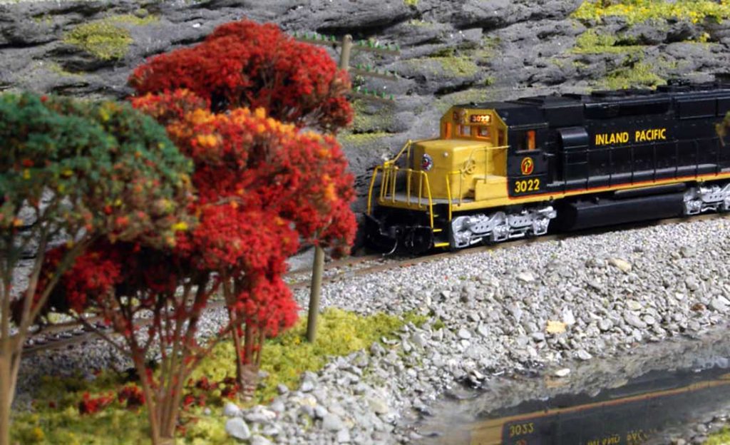 How to make model trees for a train layout - Model railroad layouts ...