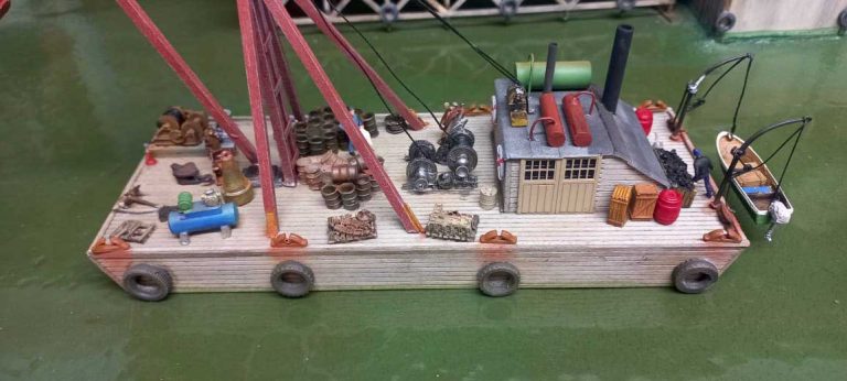 HO scale river barge - Model railroad layouts plansModel railroad ...