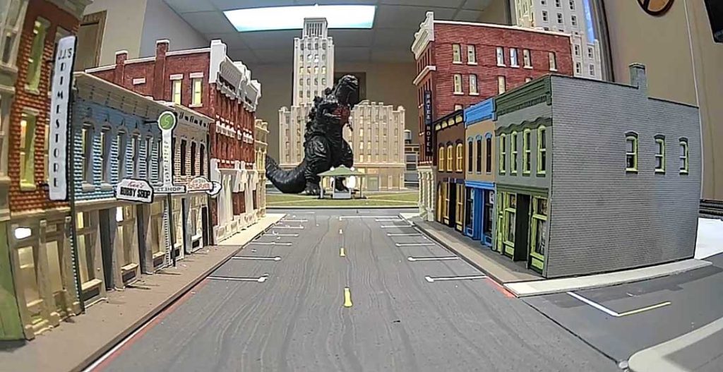 HO train layout 3 loops - Model railroad layouts plansModel railroad ...