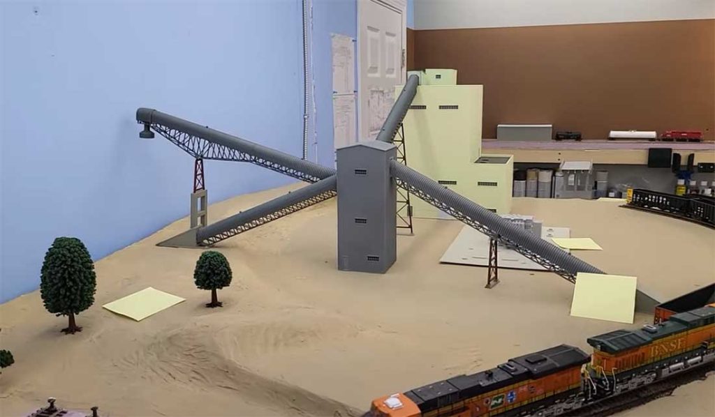 HO scale power plant - Allen's - Model railroad layouts plansModel ...