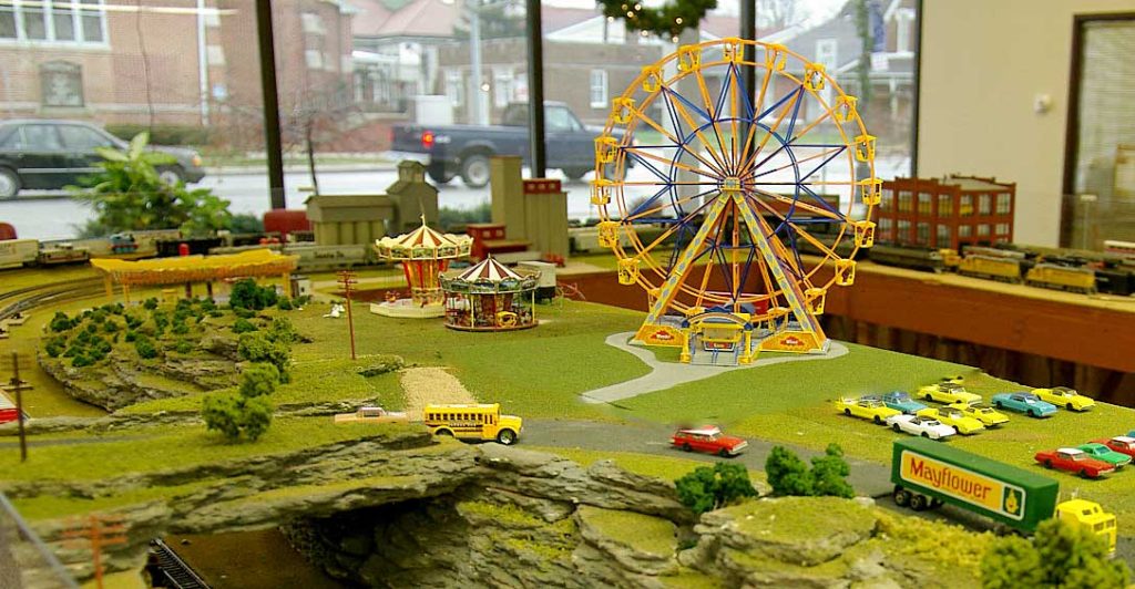 Model train displays - Model railroad layouts plansModel railroad ...