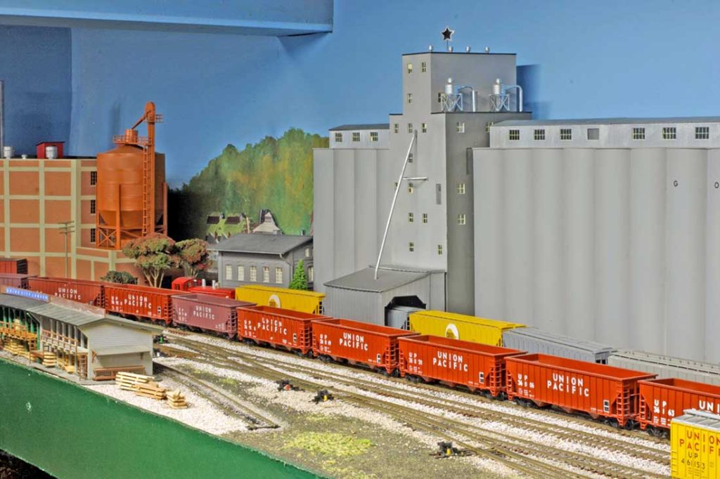 HO scale coal fired power plant - Model railroad layouts plansModel ...