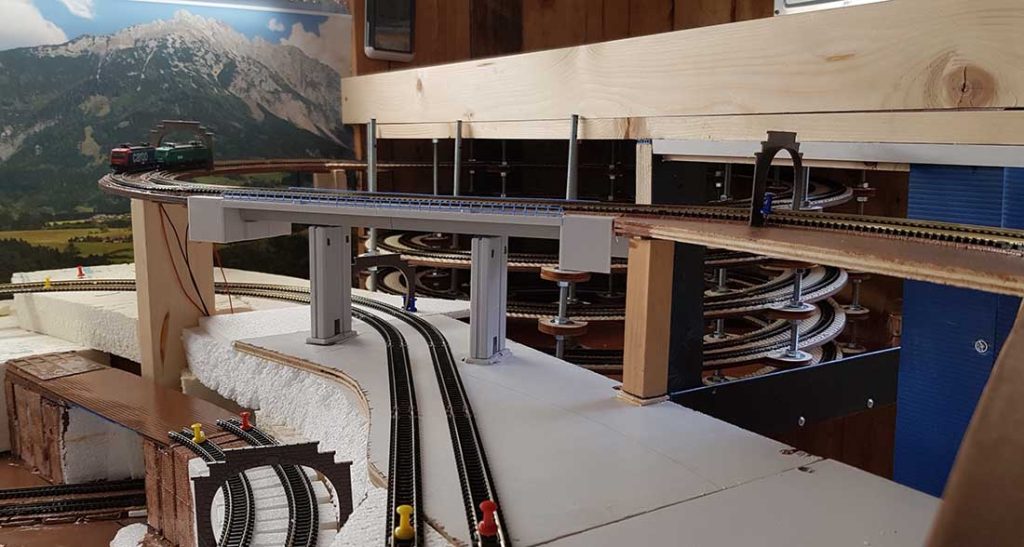 Multi level model railway N scale - Model railroad layouts plansModel ...