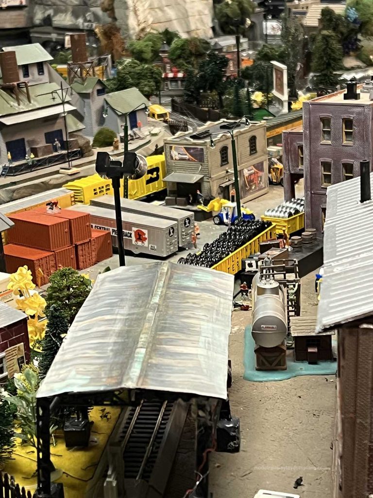 HO scale train yard layout - Model railroad layouts plansModel railroad ...