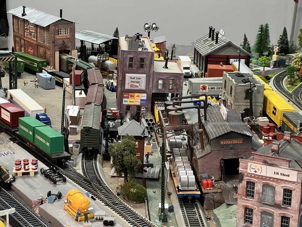 HO scale train yard layout - Model railroad layouts plansModel railroad ...